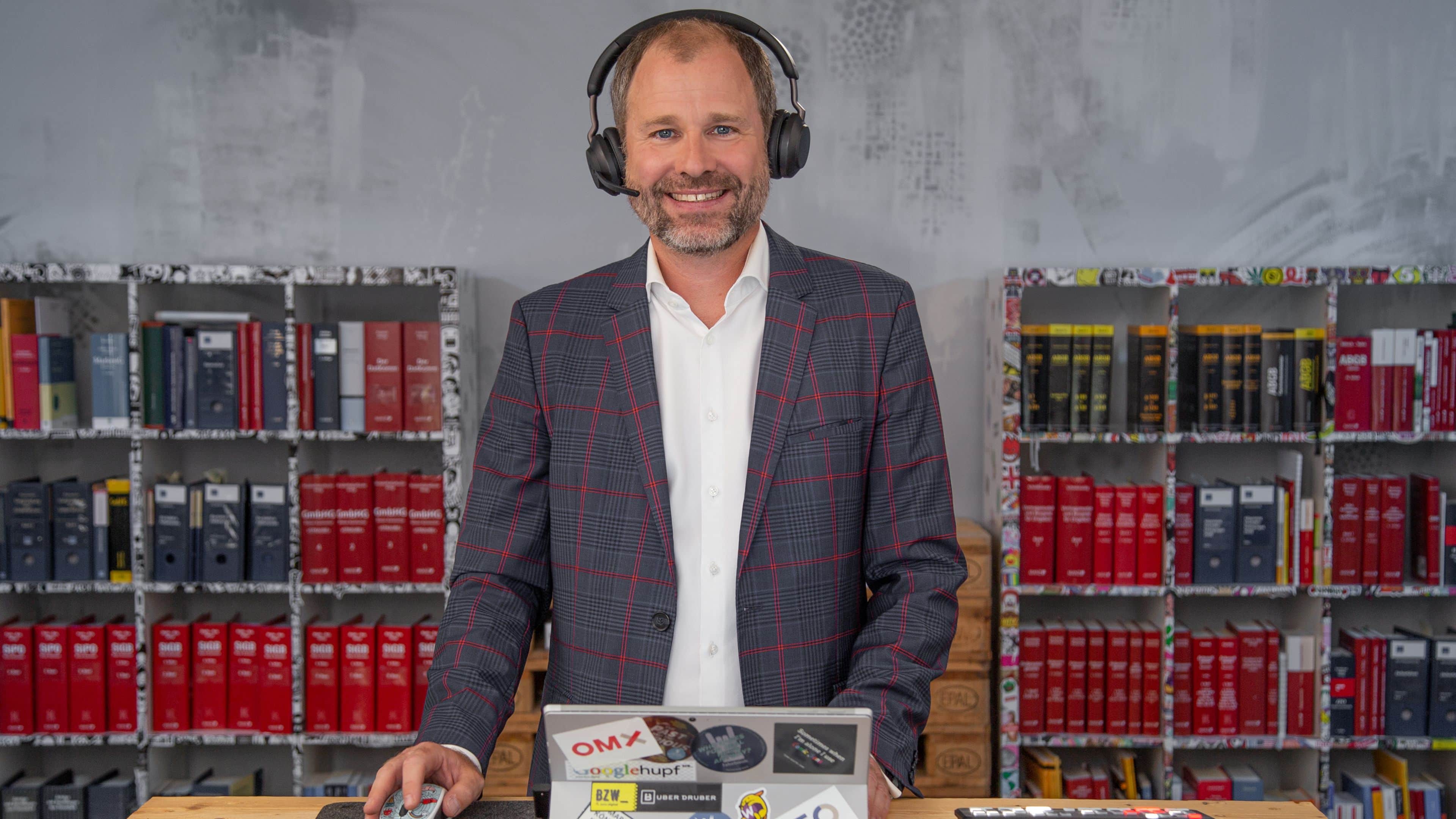 Avvocato per la KG 12121 Ostra